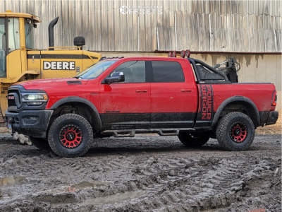 2019 Ram 2500 with 17x8.5 Method Mr305 and 35/12.5R17 Yokohama ...