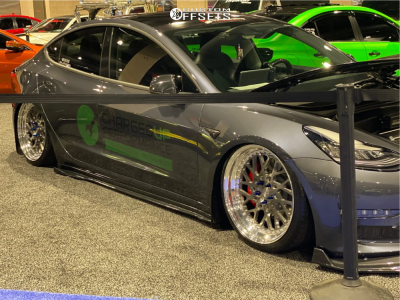 2019 Tesla 3 with 20x9.5 27 Rotiform Forged Blq-t and 235/35R20 ...