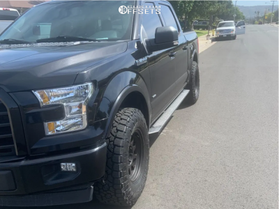 2017 Ford F-150 with 17x8.5 -0 Method Mr316 and 305/70R17 Toyo Tires ...
