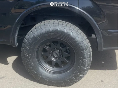 2017 Ford F-150 with 17x8.5 -0 Method Mr316 and 305/70R17 Toyo Tires ...