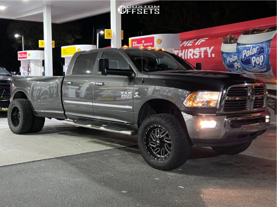 2018 Ram 3500 with 20x9 1 Fuel Triton D581 and 35/12.5R20 Toyo Tires ...