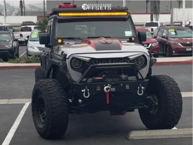 2020 Jeep Gladiator with 17x9 -12 Method Mr312 and 38/13.5R17 Milestar ...