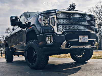 2022 GMC Sierra 3500 HD with 20x10 -18 Fuel Covert and 35/12.5R20 Nitto ...