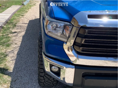 2018 Toyota Tundra with 17x8.5 25 Icon Alloys Rebound and 315/70R17 ...