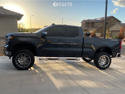 2020 Chevrolet Silverado 1500 with 22x12 -44 Fuel Runner and 35/12.5R22 ...