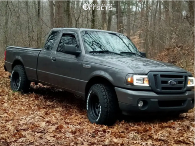 2010 Ford Ranger with 15x8 -19 Pro Comp Series 97 and 30/9.5R15 General ...