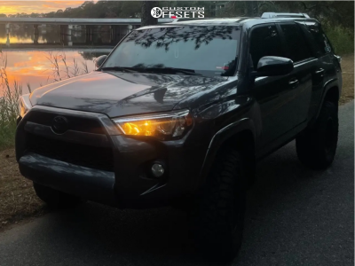 2015 Toyota 4Runner with 17x8.5 0 Method Mr305 and 33/12.5R17 Nitto ...