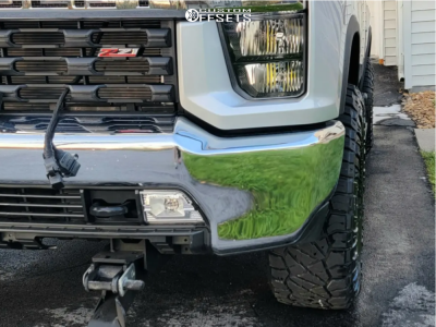 2022 Chevrolet Silverado 3500 HD with 18x9 18 Method Mr305 and 35/12.5R18 Nitto Ridge Grappler ...