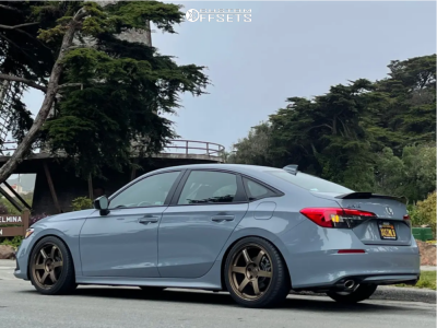 2022 Honda Civic with 18x9.5 38 Volk Te37 Saga and 255/35R18 Achilles ...