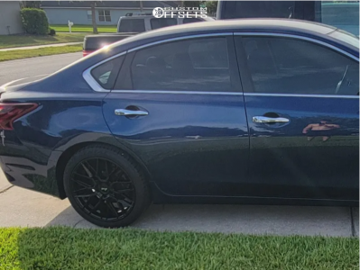 2018 Nissan Altima with 19x8.5 35 Niche Gamma and 245/40R19 Continental ...