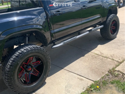 2020 Toyota Tacoma with 20x10 -25 Vision Razor and 35/12.5R20 Milestar ...