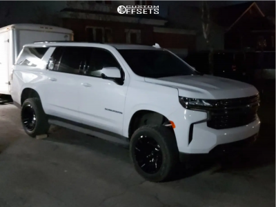 2021 Chevrolet Suburban with 20x10 -18 Fuel Cyclone and 33/12.5R20 ...