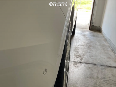 2022 Genesis GV70 with 20x8.5 32 Savini Bm13 and 255/45R20 Continental ...