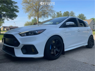 2017 Ford Focus with 18x8.5 35 MST Mt01 and 235/45R18 Continental ...