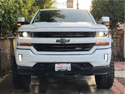 2018 Chevrolet Silverado 1500 with 20x9.5 -18 Vision Tactical and 35/12 ...