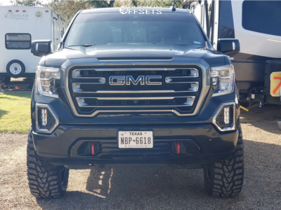 2020 GMC At4 with 22x12 -44 4Play 4P70 and 36/13.5R22 Versatyre Mxt and ...