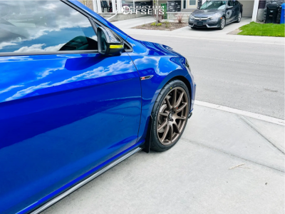 2019 Volkswagen Golf R with 19x8.5 45 Neuspeed Rse102 and 245/35R19 ...