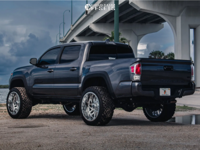 2022 Toyota Tacoma with 22x12 -44 TIS 544C and 33/12.5R22 Venom Power ...