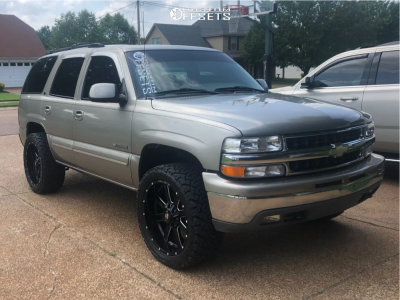 2000 Chevrolet Tahoe with 20x12 -44 Ballistic 959 and 35/12.5R20 ...