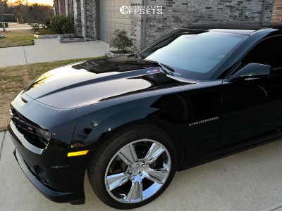 2011 Chevrolet Camaro with 20x11 40 Vision Stunner and 295/45R20 Nitto ...