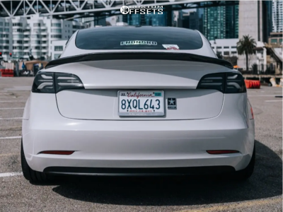 2021 Tesla 3 with 19x10 25 Konig Countergram and 275/35R19 Kumho Ecsta ...