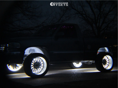 2006 GMC Sierra 1500 with 22x12 -51 Cali Offroad Summit and 305/50R22 ...