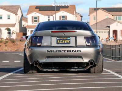 2004 Ford Mustang with 18x9.5 15 ESR Cr1 and 265/35R18 Michelin Pilot ...