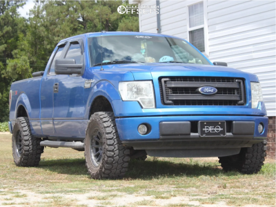 2013 Ford F-150 with 17x9 1 Fuel Torque and 33/12.5R17 Gladiator Xcomp ...