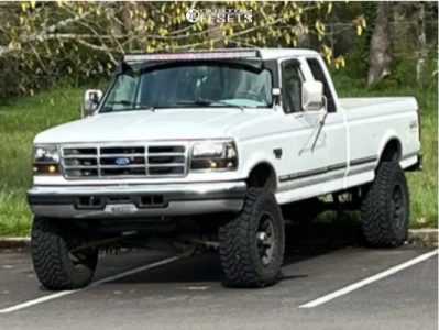1996 Ford F-250 with 18x9 18 Method Mr305 and 35/12.5R18 Yokohama ...
