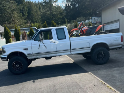 1996 Ford F-250 with 18x9 18 Method Mr305 and 35/12.5R18 Yokohama ...