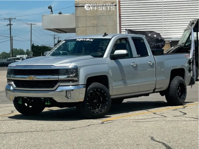 2016 Chevrolet Silverado 1500 with 18x12 -44 Moto Metal Mo962 and 265 ...