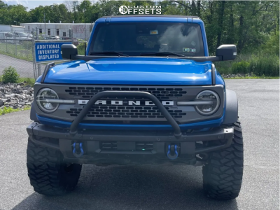 2022 Ford Bronco with 18x9 0 Icon Alloys Rebound and 37/13.5R18 Mickey ...