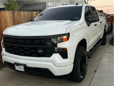 2022 Chevrolet Silverado 1500 with 17x8.5 0 Method Mr305 and 305/65R17 ...