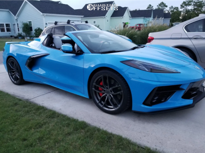 2021 Chevrolet Corvette with 19x8.5 35 Niche Vosso and 245/35R19 ...
