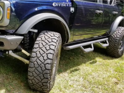 2021 Ford Bronco with 17x9 -12 Ultra Gauntlet and 35/12.5R17 Kenda ...