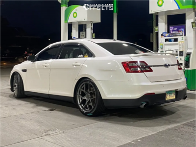 2013 Ford Taurus with 20x9 35 American Racing Ar924 and 255/35R20 ...