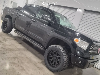 2017 Toyota Tundra with 20x10 -19 TIS 560B and 33/12.5R20 Mickey ...