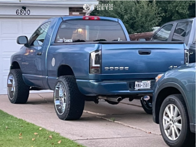 2003 Dodge Ram 1500 with 22x12 -51 Vision Rocker and 33/12.5R22 Venom ...
