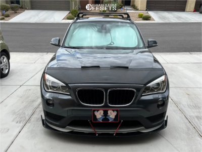 2015 BMW X1 with 17x7.5 40 Mach Mp42 and 225/50R17 Kumho Ecsta Pa51 and ...