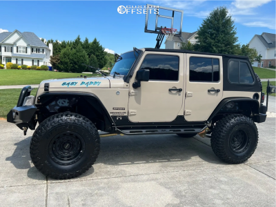 2016 Jeep Wrangler with 17x10 -25 Vision Tactical and 37/12.5R17 ...