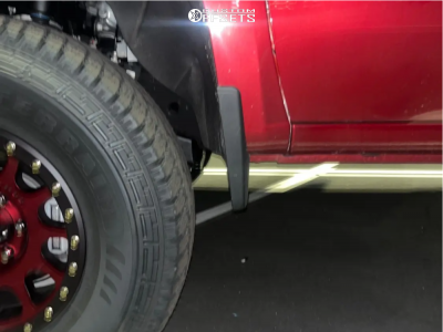 2021 Chevrolet Silverado 1500 with 17x8.5 0 Method MR305 and 35/12.5R17 ...