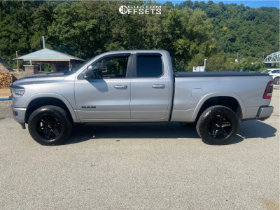 2021 Ram 1500 with 20x10 -25 Vision Razor and 275/60R20 Goodyear ...