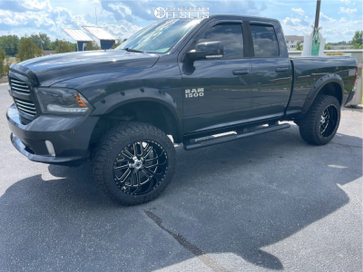 2015 Ram 1500 with 22x12 -44 Lonestar Tomahawk and 35/12.5R22 Kenda ...