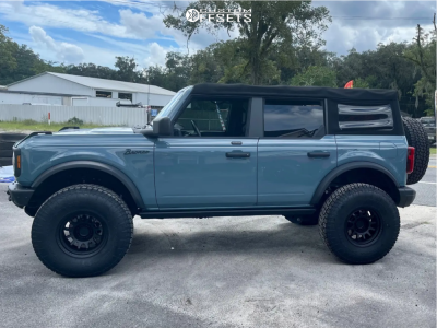 2021 Ford Bronco with 17x9.5 -18 Black Rhino Rapid and 37/12.5R17 Nitto ...