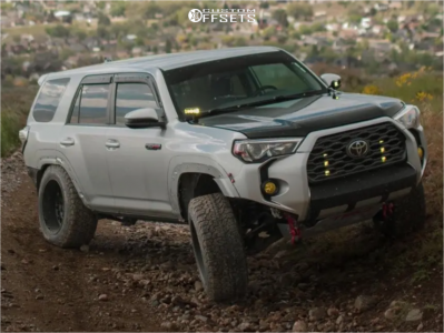 2018 Toyota 4Runner with 20x12 -44 Black Rhino Arsenal and 33/12.5R20 ...