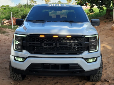 2022 Ford F-150 with 17x8.5 0 Method Mr701 and 285/70R17 Falken ...