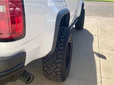2018 Chevrolet Colorado with 18x9.5 -18 Vision Tactical and 275/70R18 ...