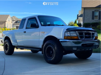 2000 Ford Ranger with 15x8 -18 Fuel Anza and 31/10.5R15 Falken WildPeak ...