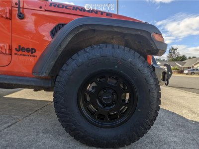 2020 Jeep Gladiator with 17x8.5 25 Method Mr705 and 35/11.5R17 Toyo ...