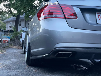 2013 Mercedes-Benz E350 with 20x9 32 Verde Parallax and 225/35R20 ...